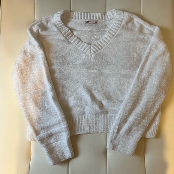 SO | Sweaters | So White Cropped Sweater Size Large | Poshmark